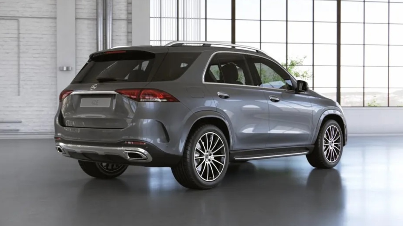 Prices and Specifications for Mercedes Benz GLE GLE 450 4Matic 2023 in Saudi Arabia | Autopediame